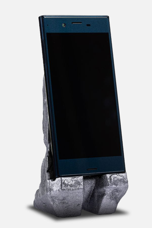 THE WITCHER WOLF SCHOOL PHONE STAND – CD PROJEKT RED Gear Store - EU